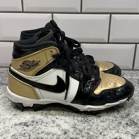 Nike | Shoes | Nike Jordan Kids 5y Jordan Mid Mcs Cleats Gold Black ...